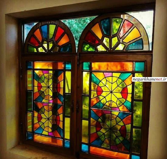 پنجره شیشه ای ویترای